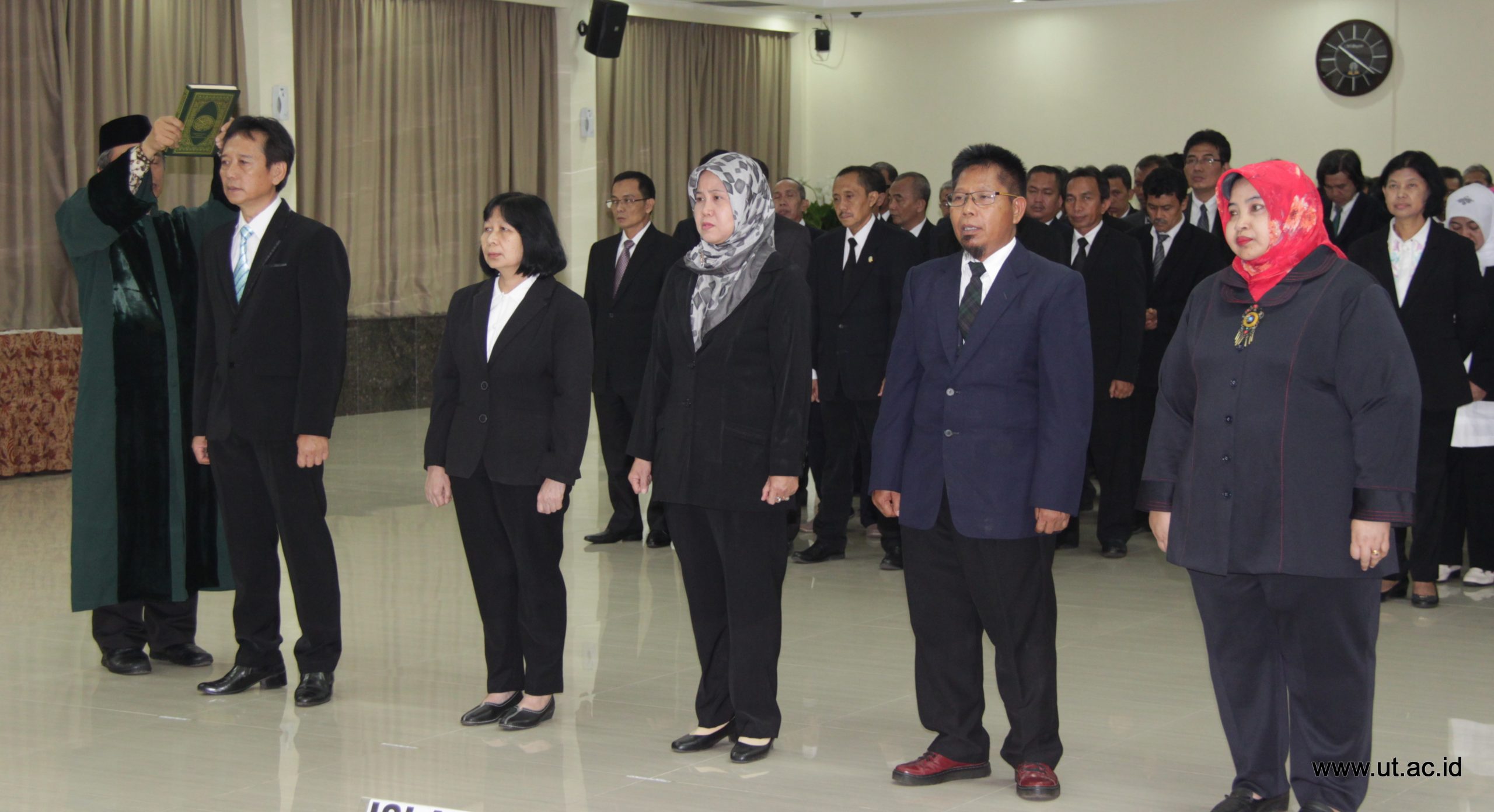 Menko PMK Resmikan Gedung Baru UT Makassar: Inovasi Pendidikan Jarak ... Menko PMK Resmikan Gedung Baru UT Makassar: Inovasi Pendidikan Jarak ...