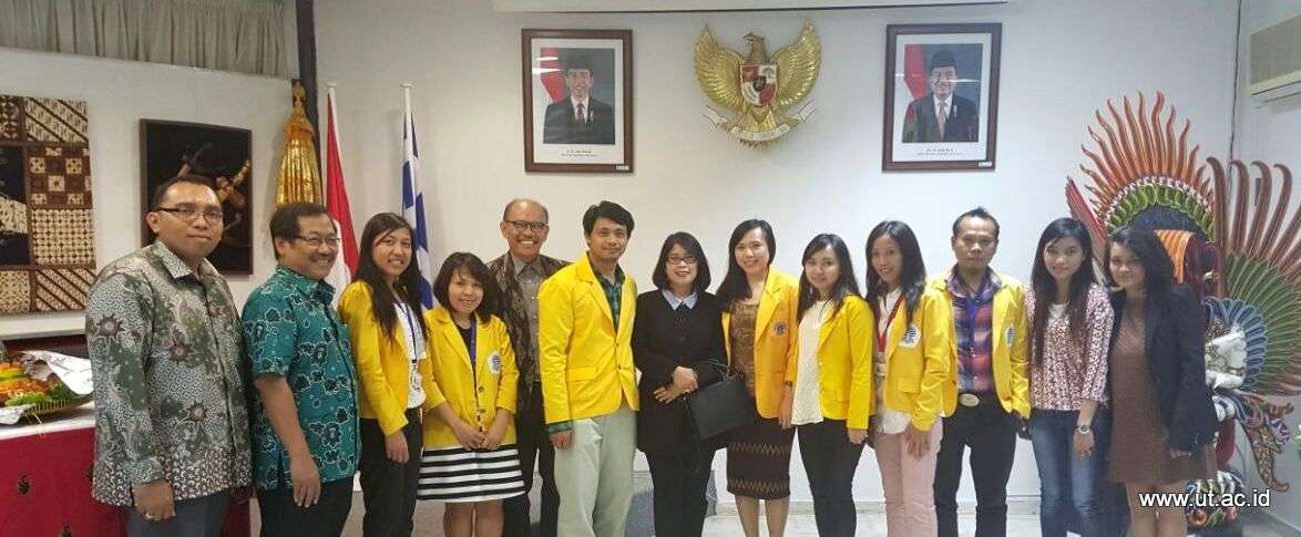 Acara Kunjungan Pimpinan UT ke KBRI Athena – Universitas Terbuka