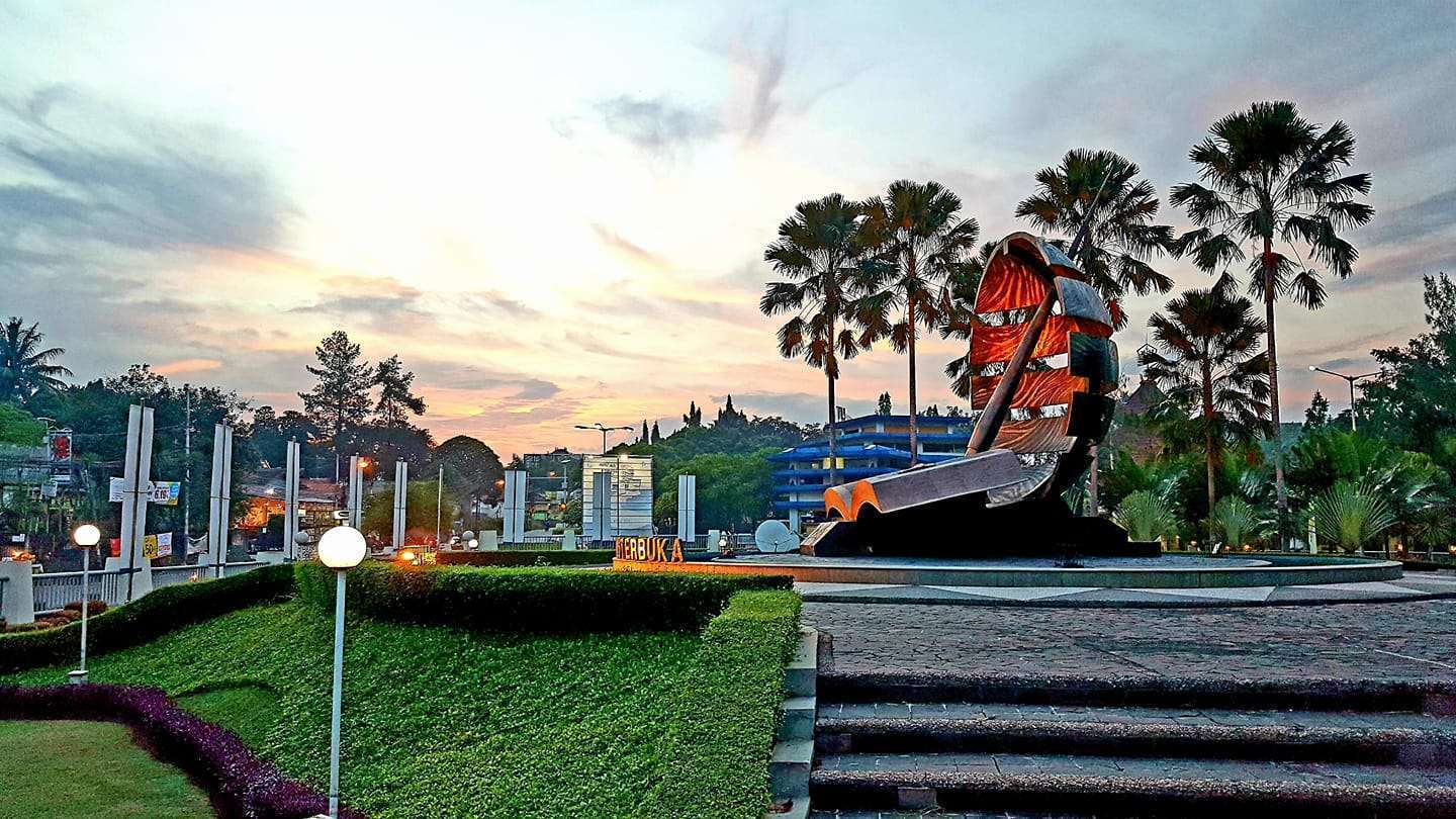 Penganugerahan UT Award dan Rektor UT Award – Universitas Terbuka