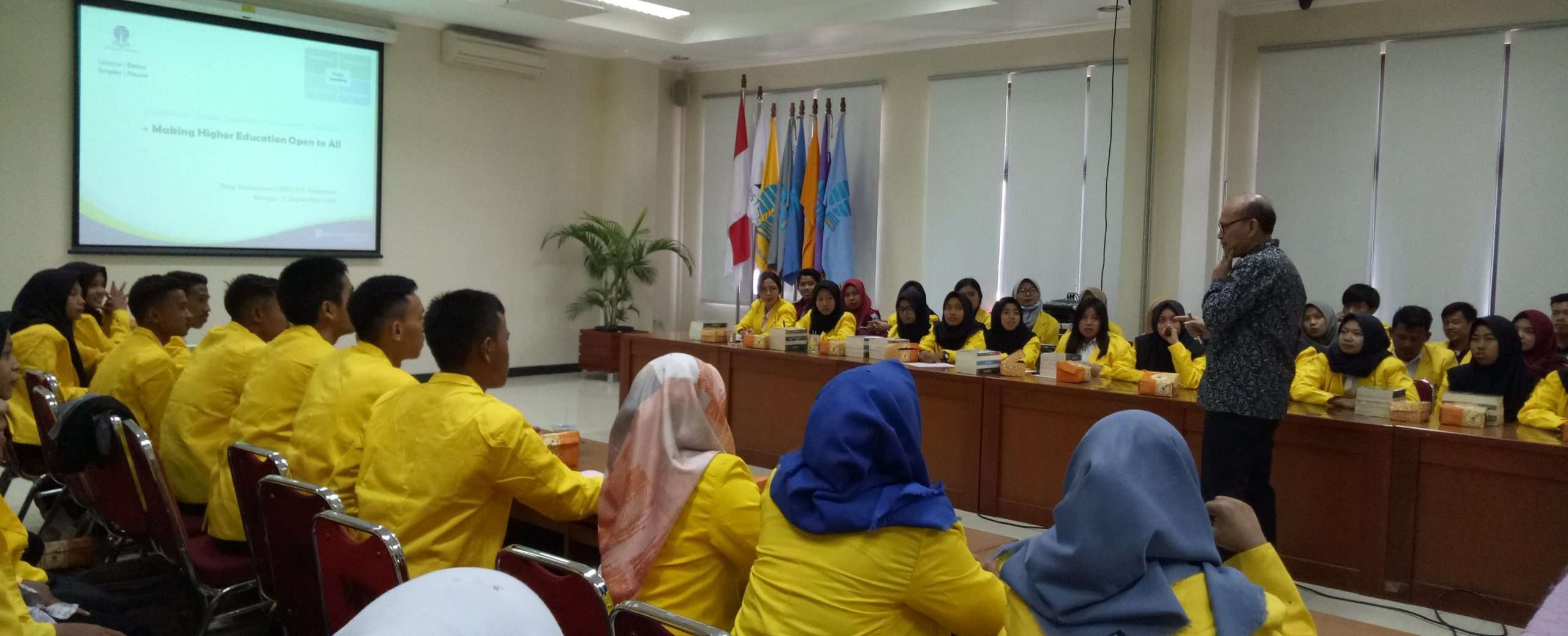 Rektor UT Resmikan SALUT Pertama di Luar Negeri : Terobosan Baru ...