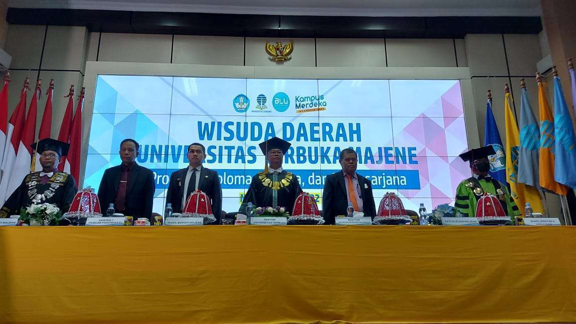 UPBJJ-UT Majene Gelar Upacara Penyerahan Ijazah Periode 1 tahun 2022 – Universitas Terbuka