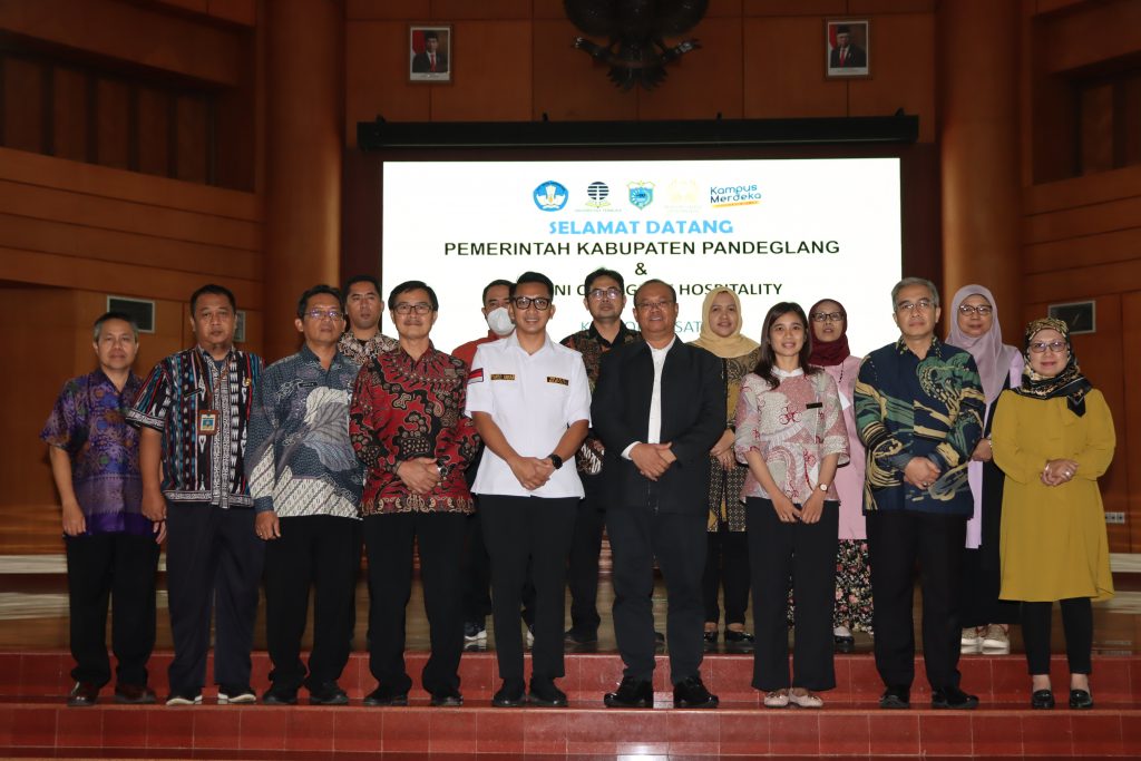 Bersama UT menuju Indonesia Emas – Universitas Terbuka