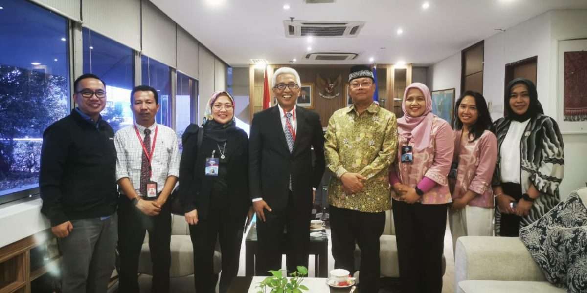 Memperluas Daya Jangkau Layanan, Rektor UT Audiensi dengan Dubes RI ...