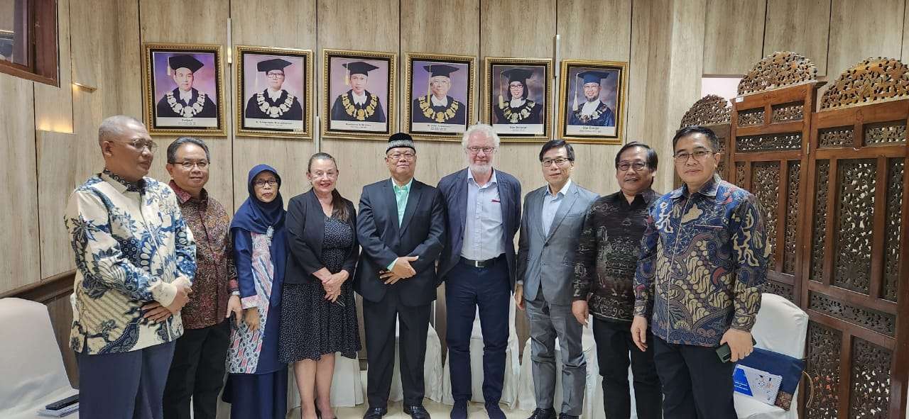 ICDE Kawal UT Menjaga Kualitas Layanan PTJJ Berstandar Internasional – Universitas Terbuka