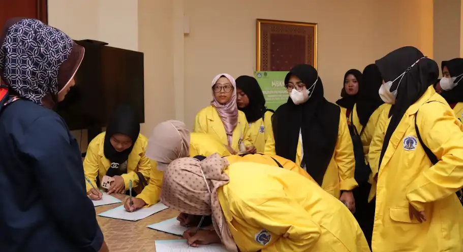 Berkunjung ke Kantor Pusat UT, Mahasiswa UT Serang Tambah Bangga ...