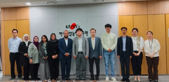 Inovasi Kolaborasi UT dengan Praktisi di KRIVET (Korea Research ...