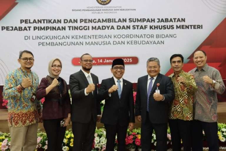 Rektor Universitas Terbuka, Prof. Ojat Darojat, Dilantik sebagai Deputi Kemenko PMK – Siap Bawa ...