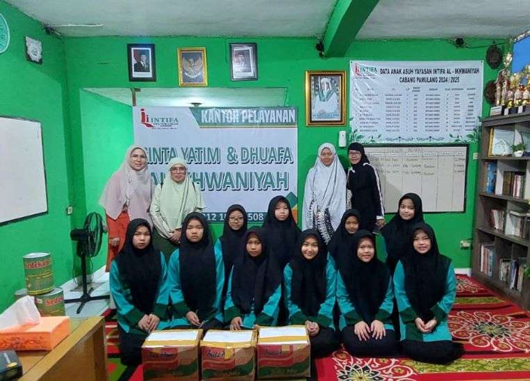 Dharma Wanita Persatuan UT Wujudkan Kebahagiaan Ramadan Lewat Beragam Bantuan – Universitas Terbuka