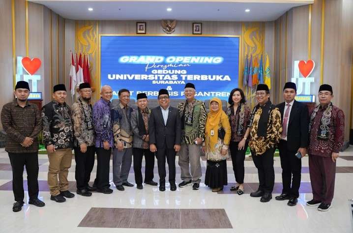 Menko PMK Pratikno Resmikan Gedung Baru UT Surabaya & SALUT Berbasis ...