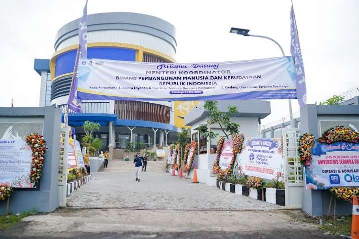 Menko PMK Pratikno Resmikan Gedung Baru UT Surabaya & SALUT Berbasis ...