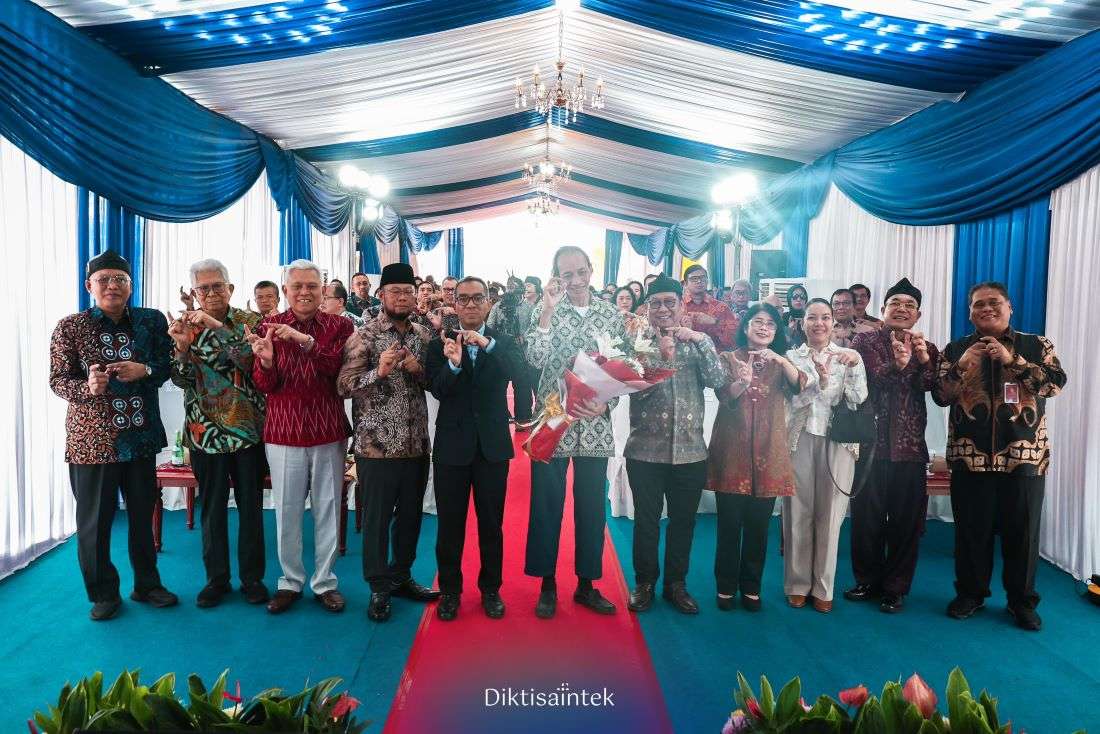 Mendiktisaintek Resmikan Gedung Prof. Setijadi dan Gerbang Depan UT ...