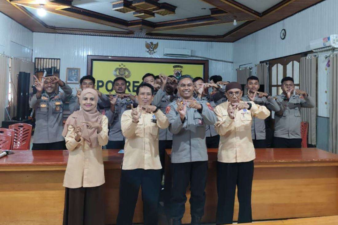 UT Buktikan: Sibuk Jaga Negeri Bukan Alasan Berhenti Belajar ...